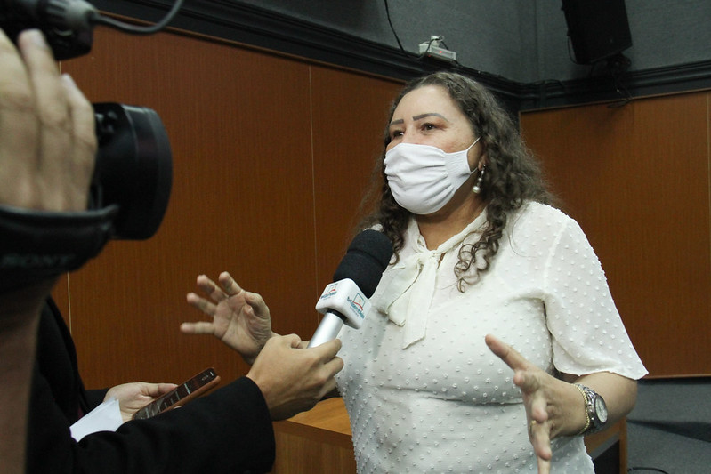 ACOLHIMENTO Deputados aprovam PL que autoriza uso de nome afetivo ...