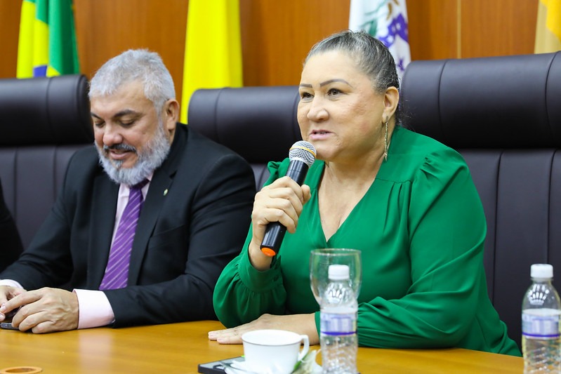 SESSÃO ESPECIAL CHAME comemora 14 anos com assinatura de termo de ...